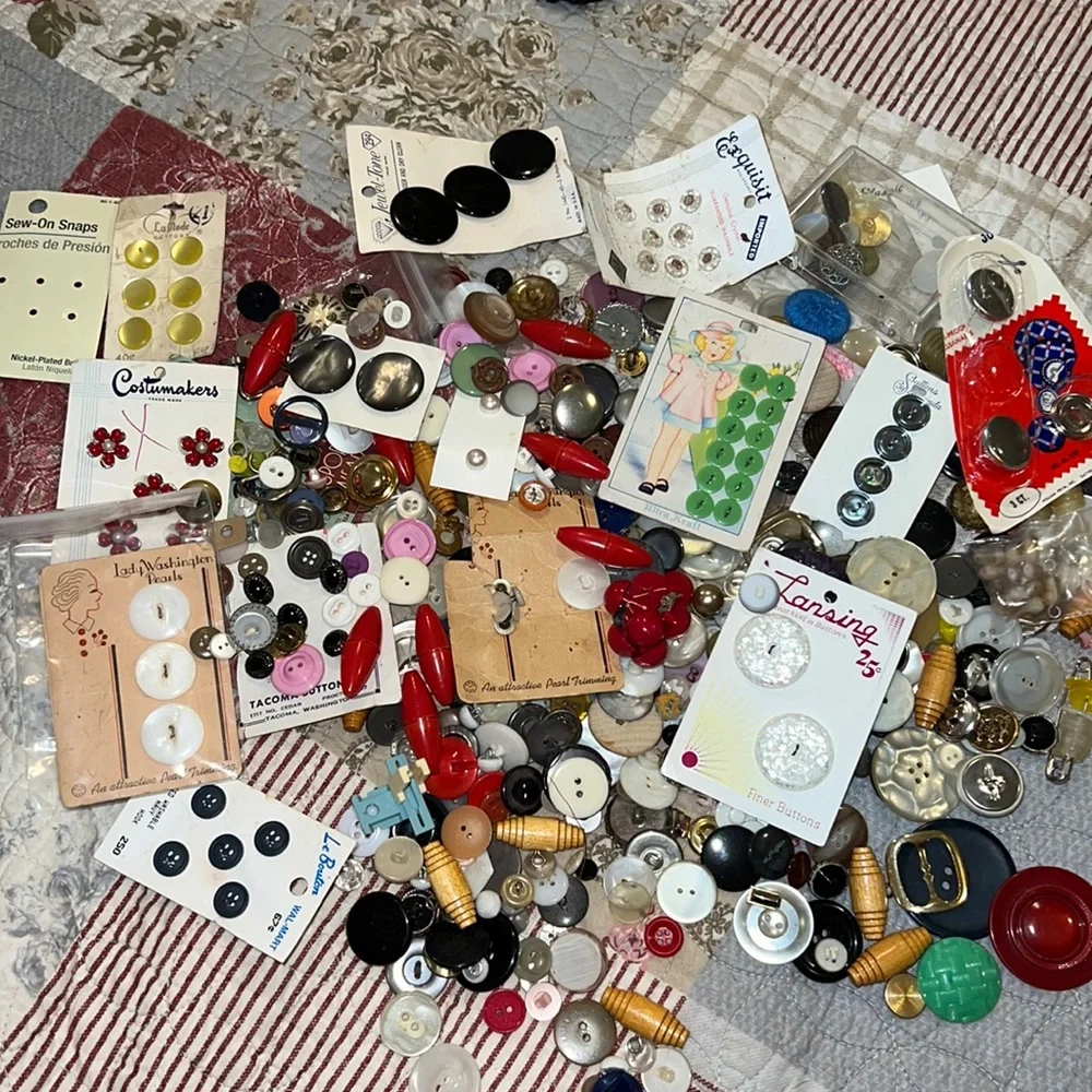 ulta kraft | Office | Antique Vintage Buttons Carded Costumakers ...